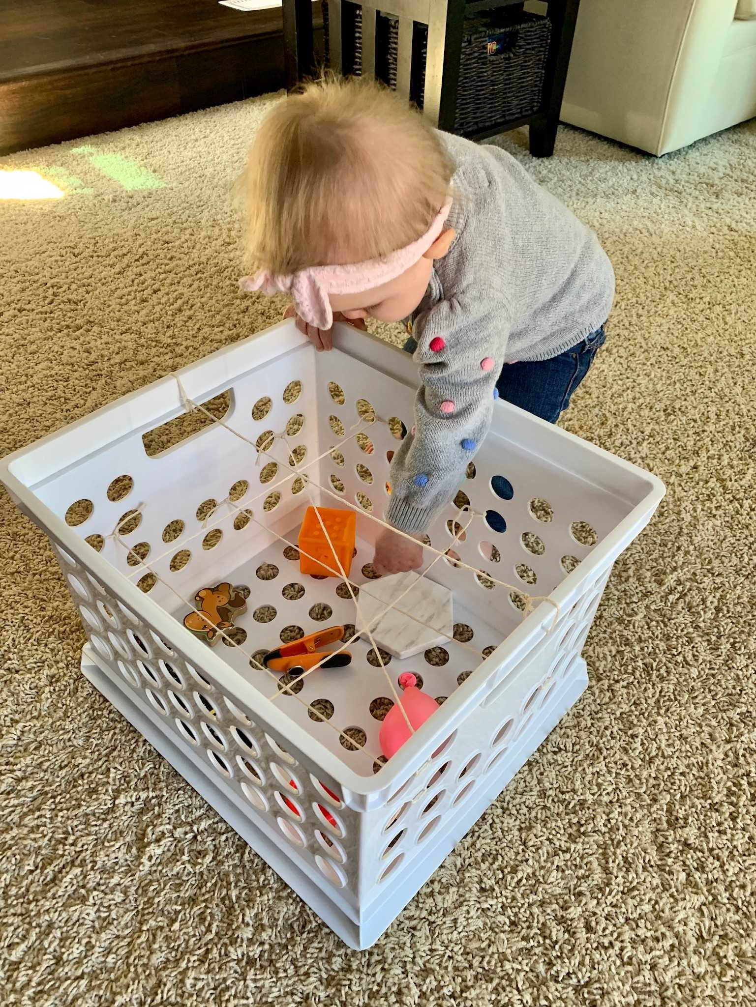 Rubber Band Puzzle Tray - Mama Bear University